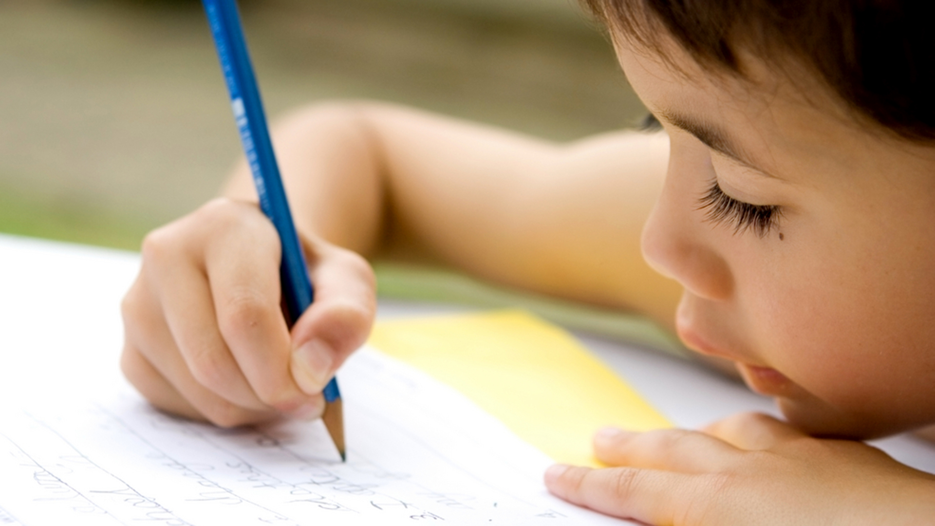 Τα στάδια ανάπτυξης της γραφής των παιδιών | Infokids.com.cy